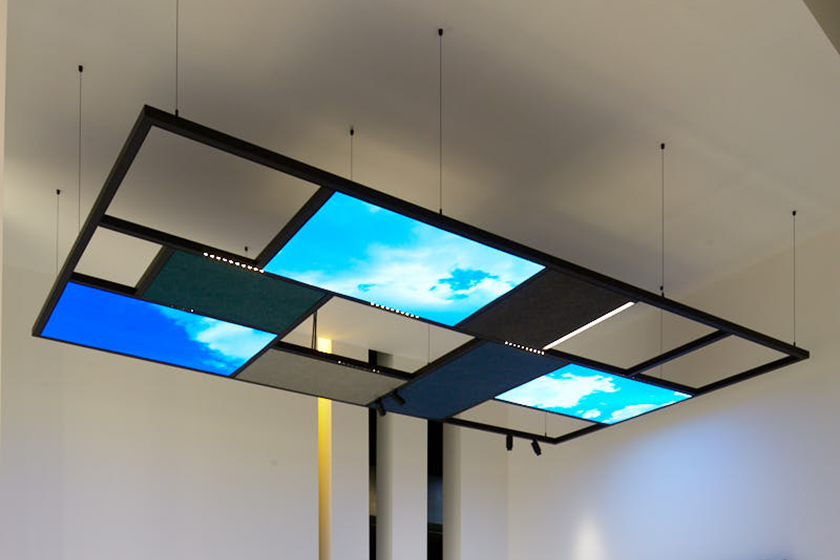 Alphabet by Zambelis - scripting_light | alphabetlights.com